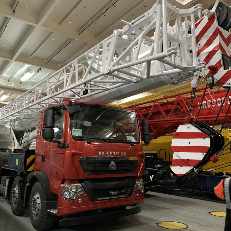 Reliable 35 Ton Boom Truck Crane | XJCM