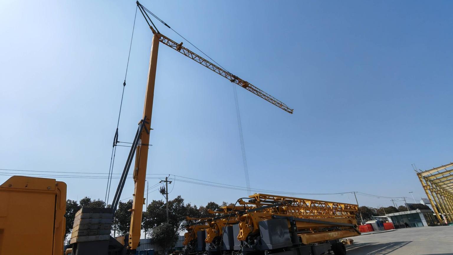 Fast vs Self Erecting Tower Crane: Which Fits Your Site?